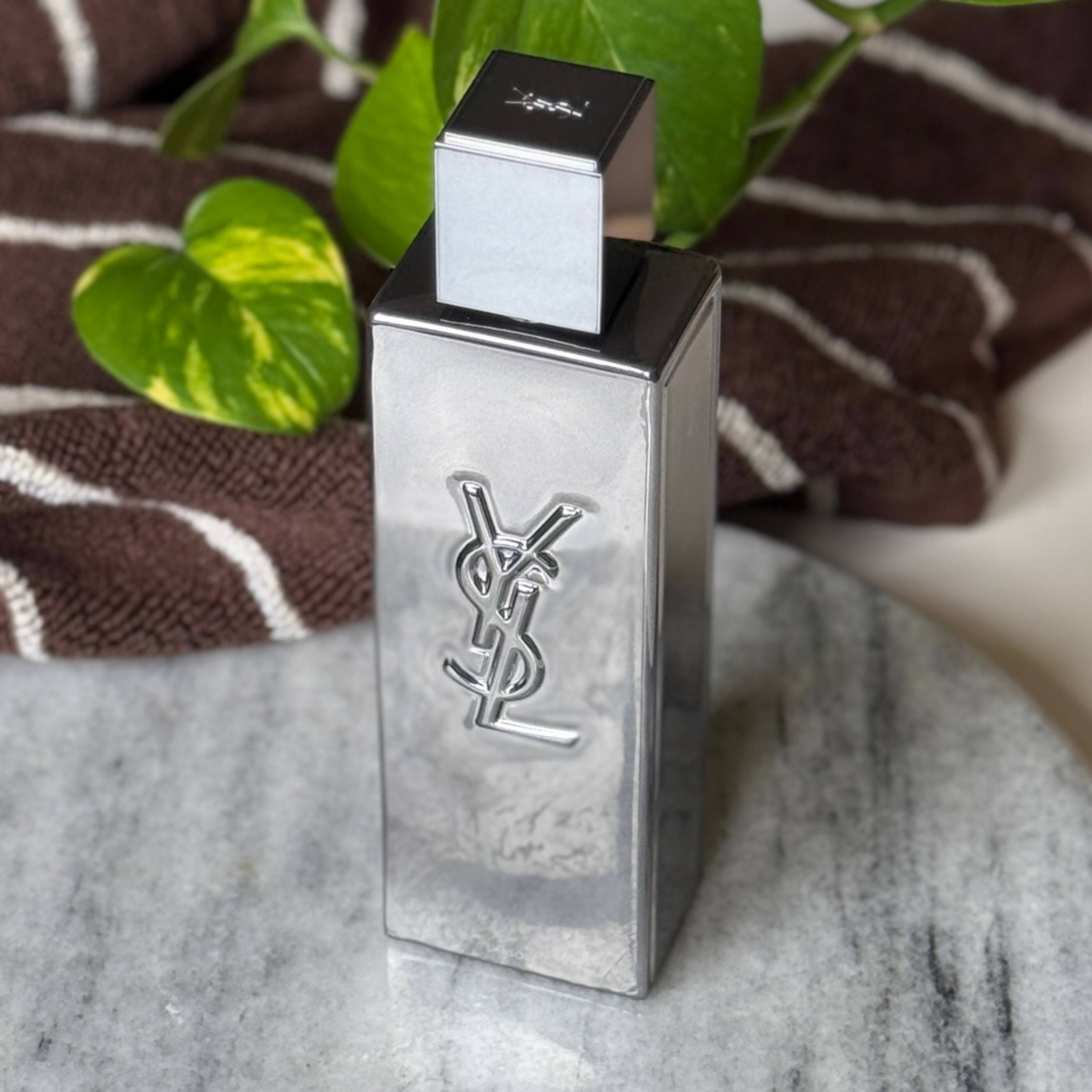 Yves Saint Laurent - Køb parfume, makeup & hudpleje fra YSL