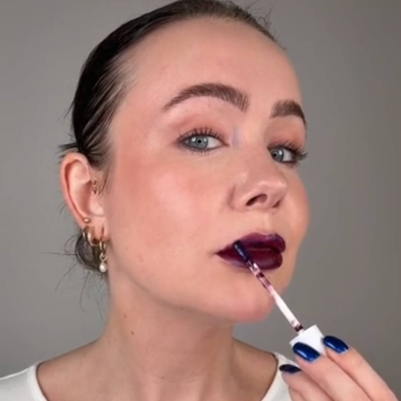 Køb Wonder Blading Lip Stain Masque Hayley (Rich Neutral Red) fra ...